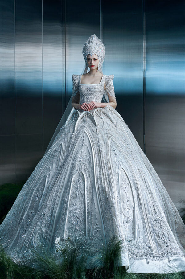 The Atelier Couture By Jimmy Choo 2025: de los zapatos a los vestidos ...